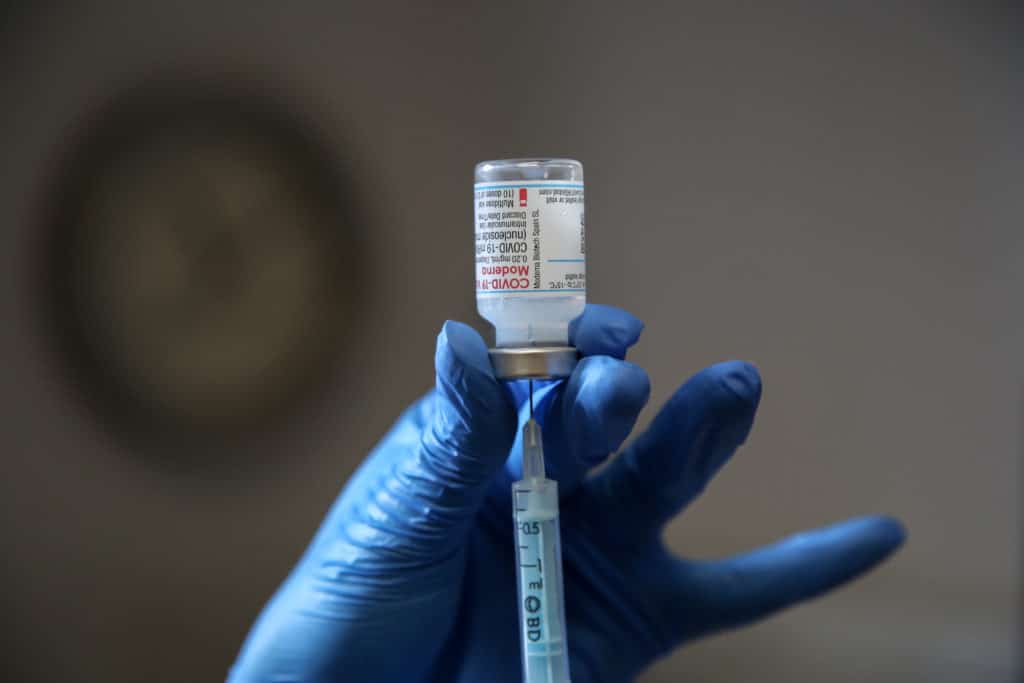 2022 Breakthrough Prizes Announced: mRNA Vaccine Pioneers Awarded $3 ...