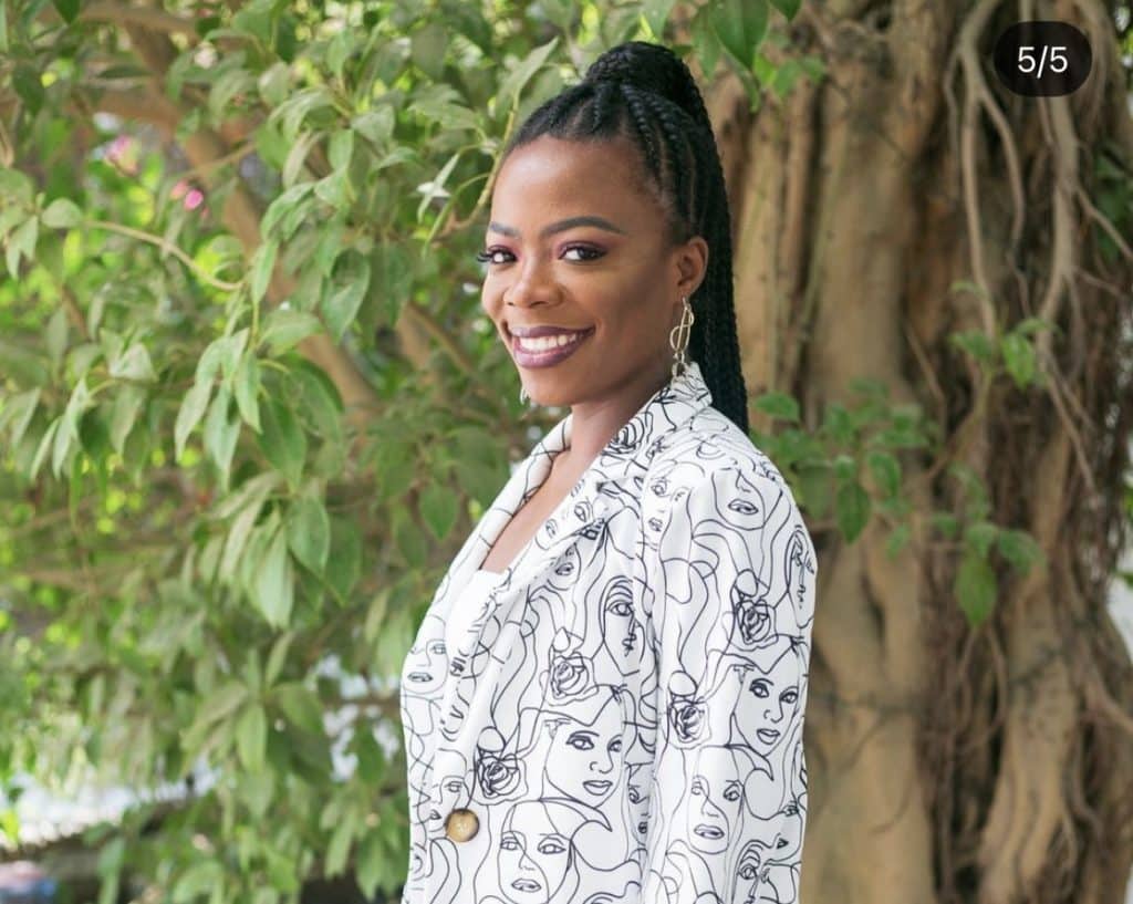 Hustle And Heart: The Nigerian Entrepreneur Promoting African Food In ...