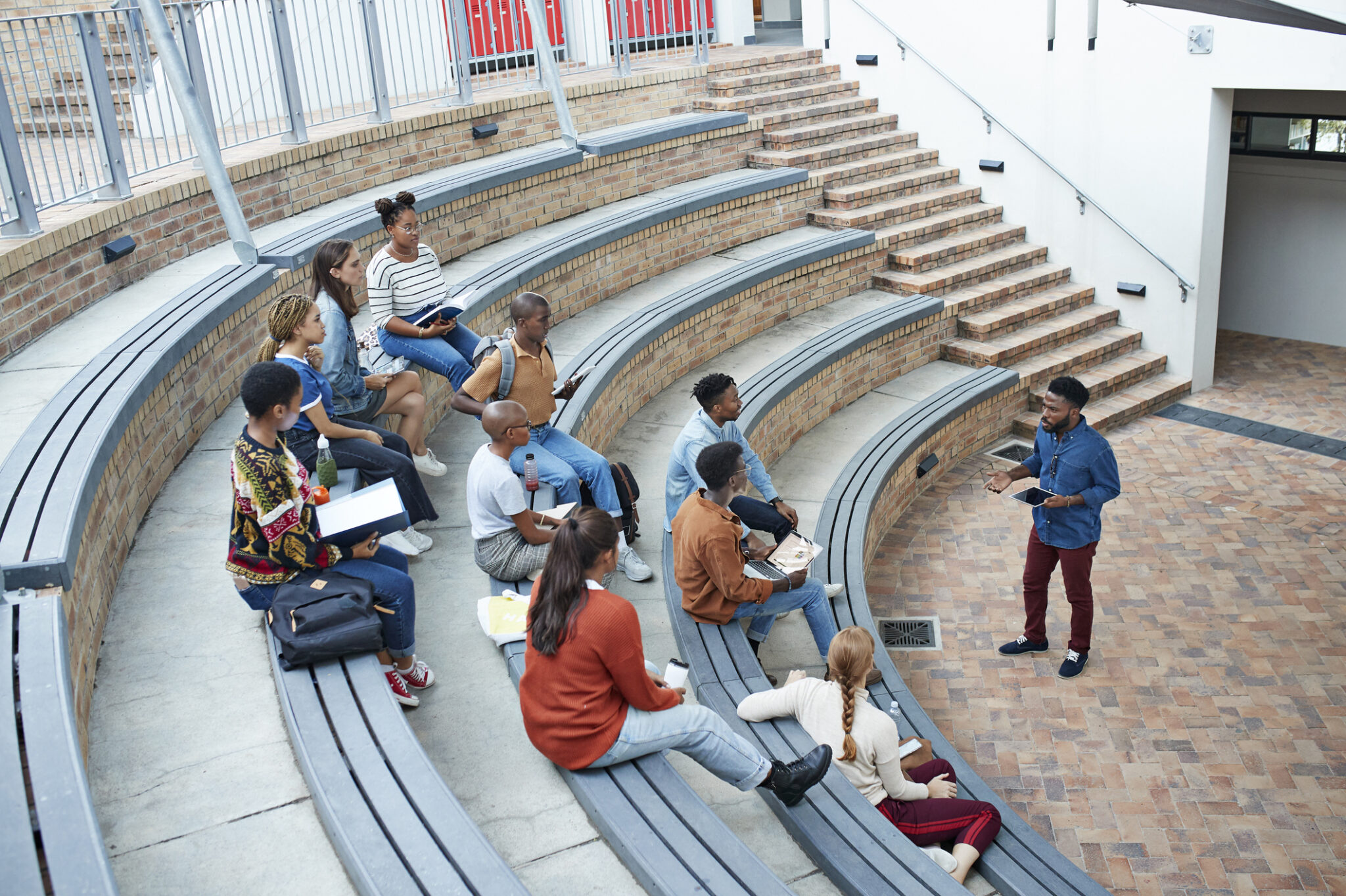 Ubuntu In Action: Bridging Tradition And Innovation For Community ...